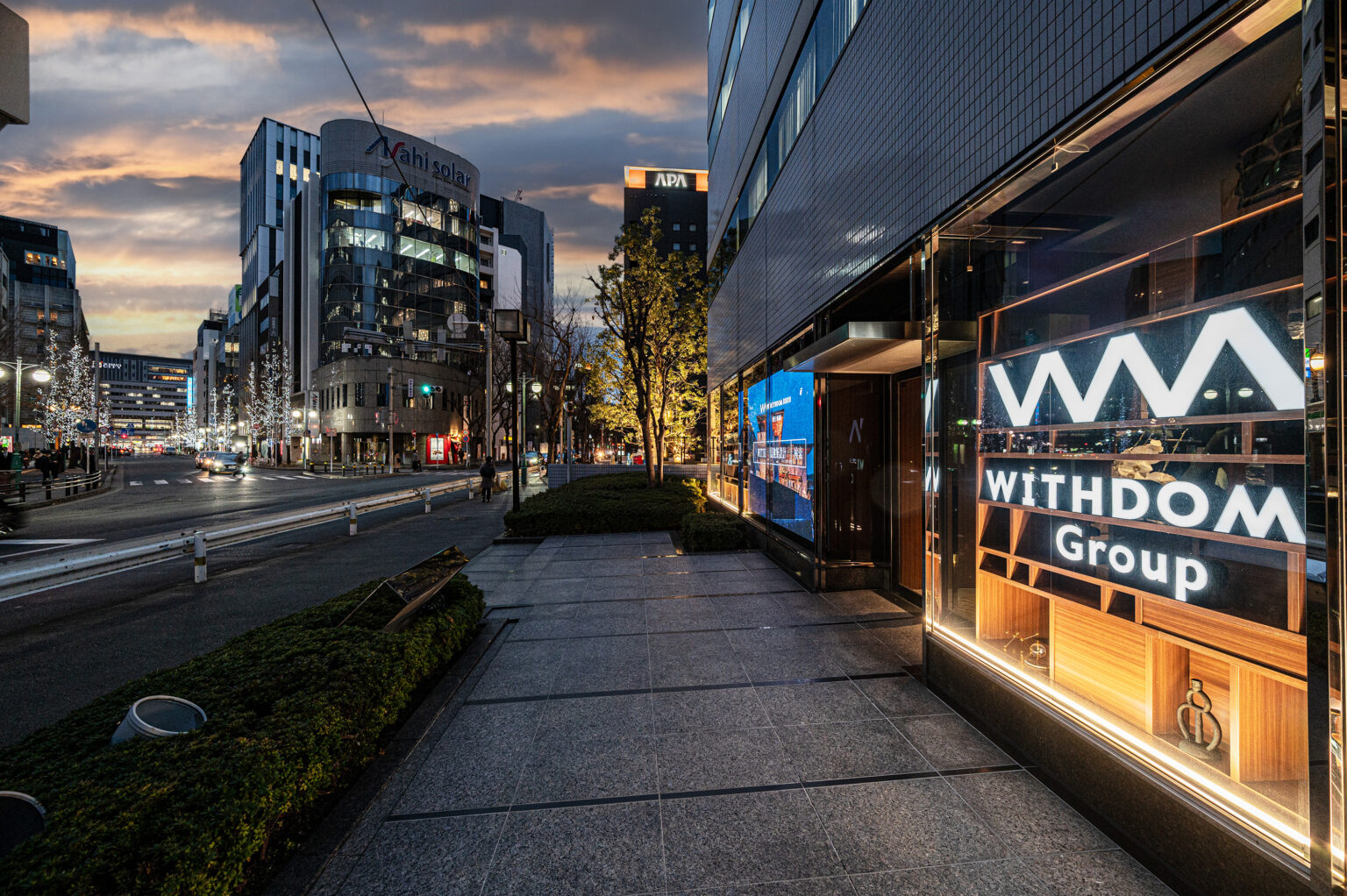 WORKS 011 WITHDOM Group│GRAPHICA